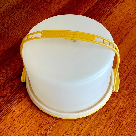 Tupperware | Dining | Tupperware Cake Keeper | Poshmark